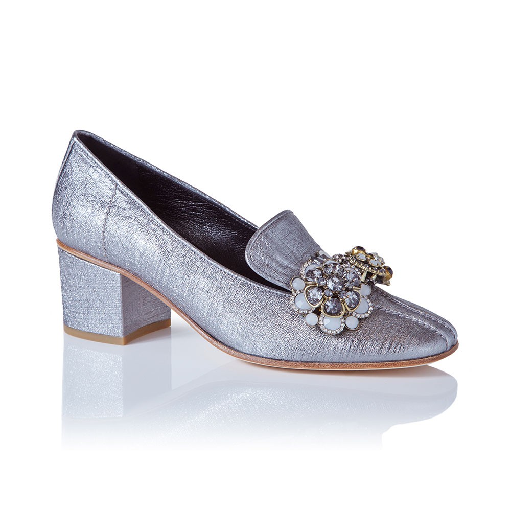 Lily Loafers in Silver. Leather shoes with Embellishments